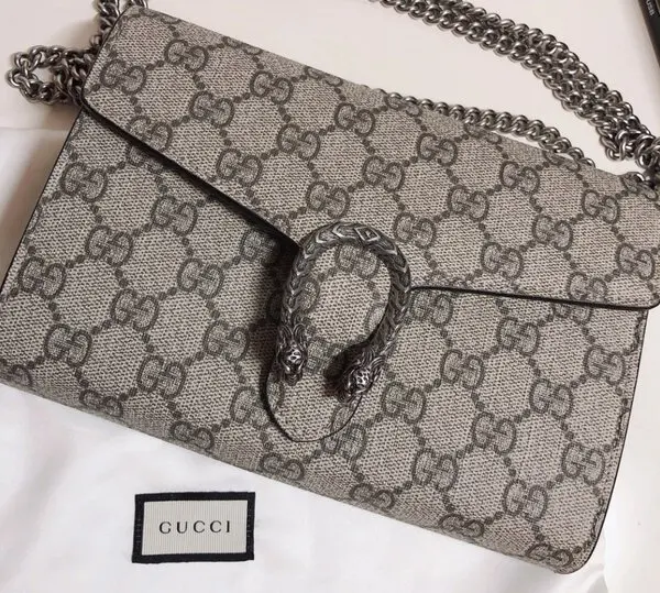 Gucci Gg Supreme Chain Wallet