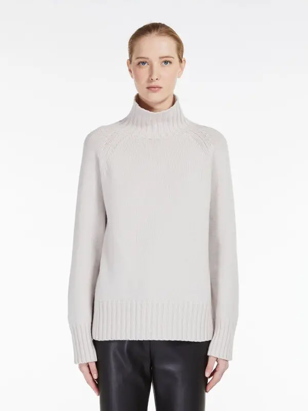 Max Mara Wool Cashmere Turtleneck Sweater
