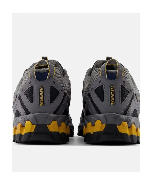 NEW BALANCE Tie Low-top Sneakers