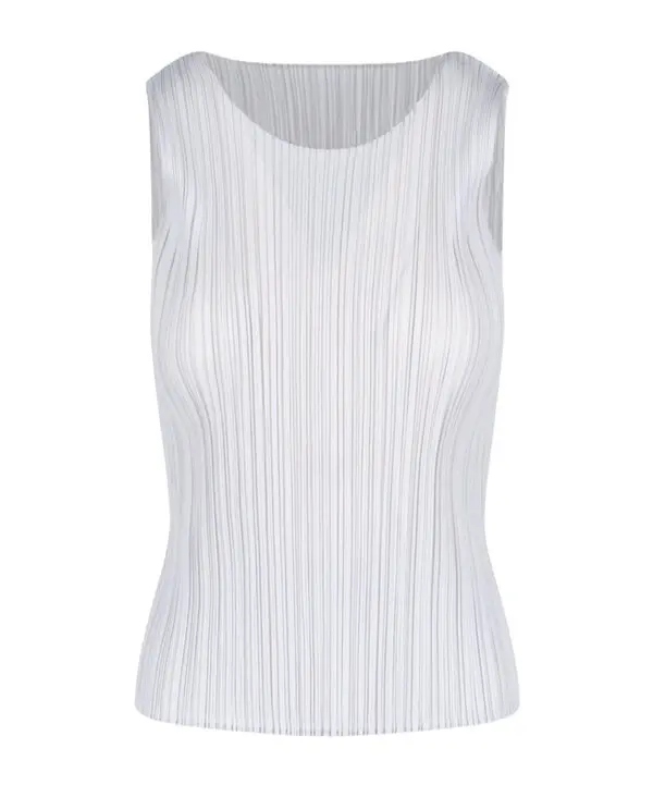 Issey Miyake Sleeveless Round Neck Top