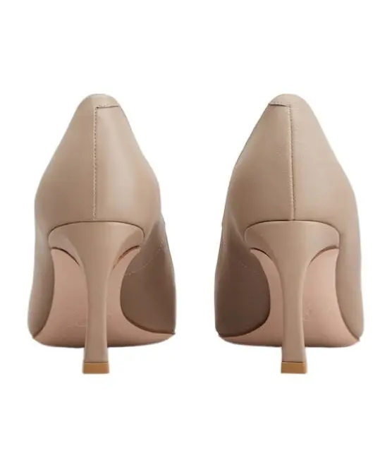 ROGER VIVIER Trompette Buckle Pumps