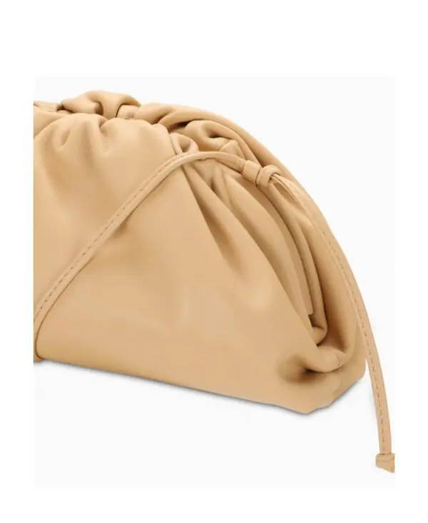Bottega Veneta The Mini Clutch Bag - Nude