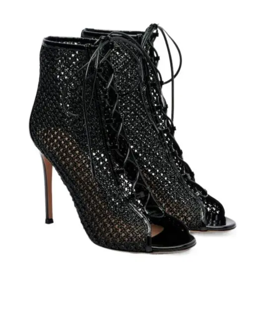 GIANVITO ROSSI Solid Color Leather Sandals