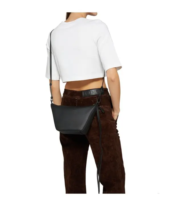 Loewe Thin Shoulder Strap Shoulder Bag