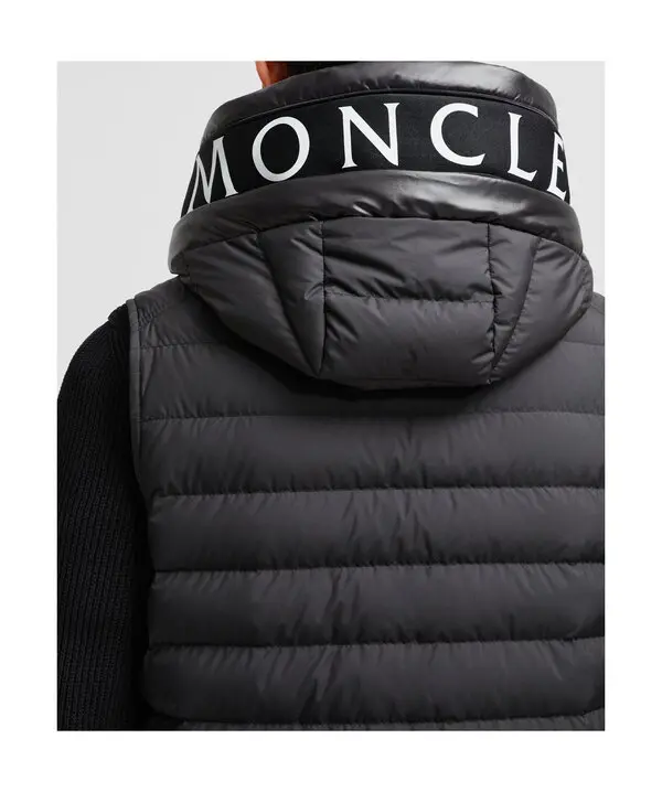 Moncler Logo Patch Zip-up Padded Vest