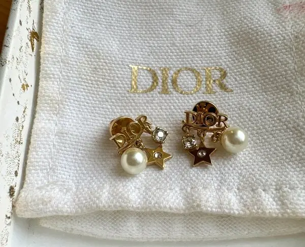 Dior Dioevolution Earrings