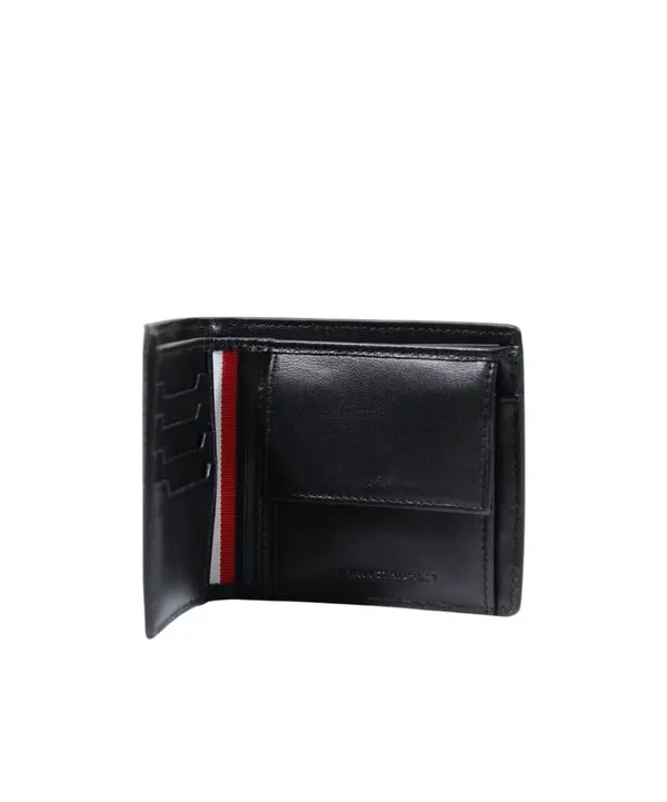 Tommy Hilfiger Bi-fold Wallet