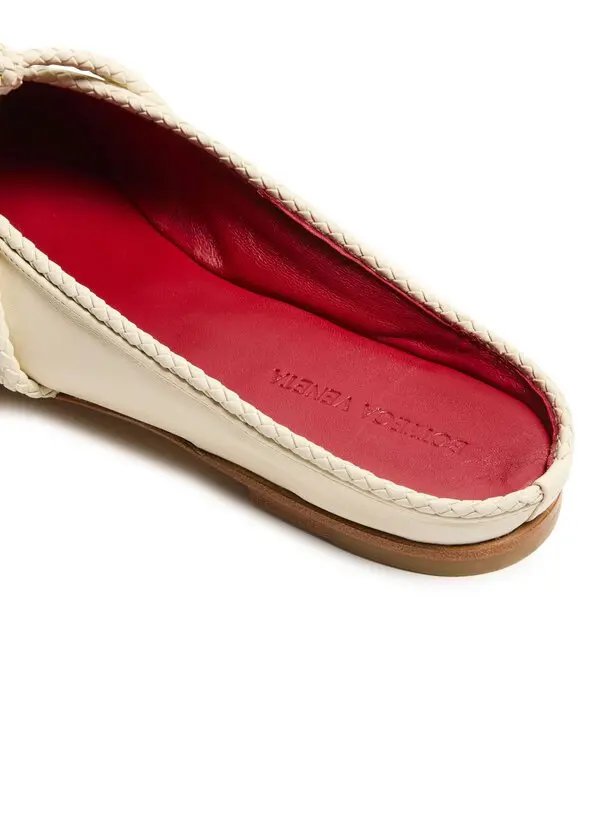 Bottega Veneta Round-toe Mules