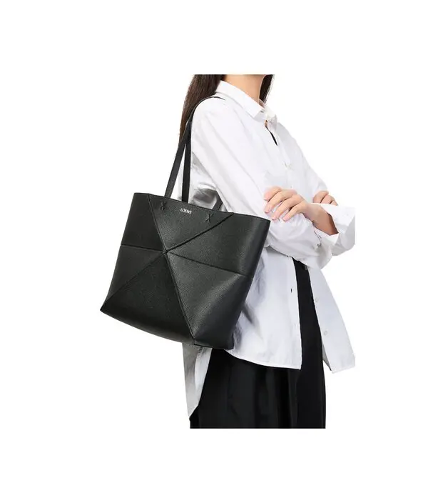 Loewe Medium-sized Horizontally Folding Handbag
