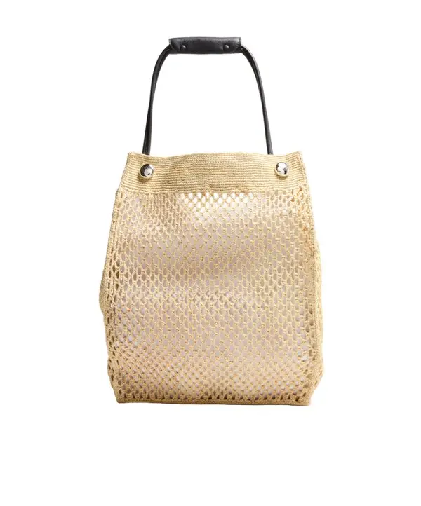 Loewe Pebble Honeycomb Hobo In Raffia - Nude