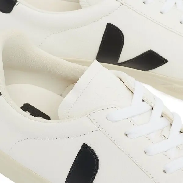 VEJA Logo Skate Shoes