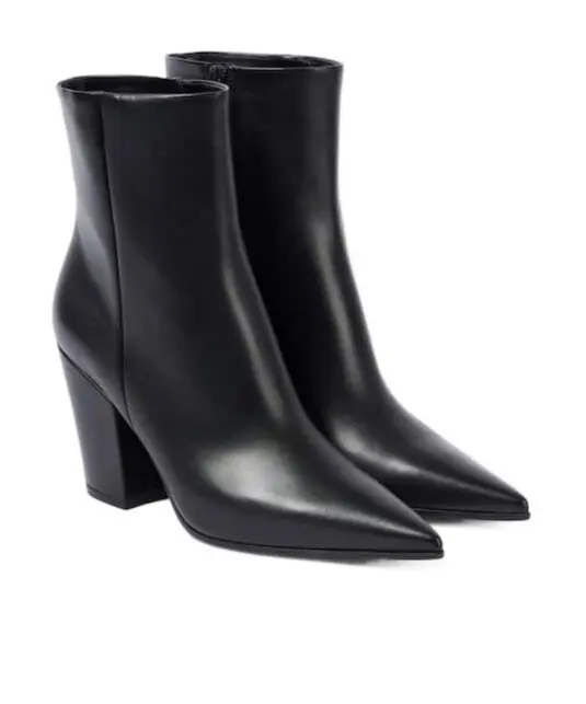 GIANVITO ROSSI Pointed Toe Zipper Leather Boots