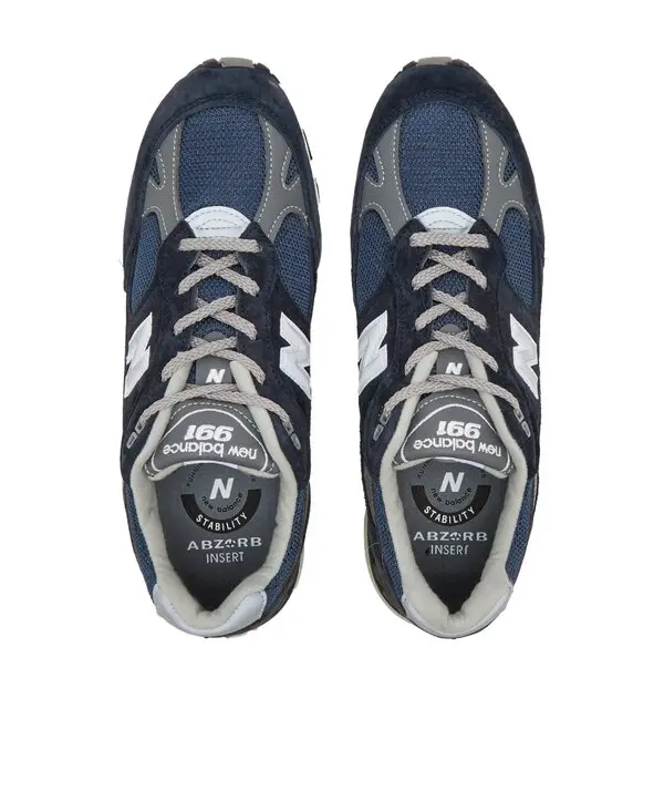 NEW BALANCE 991 Paneled Low-top Sneakers - Black