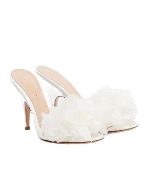 GIANVITO ROSSI Flower-decorated High Heels