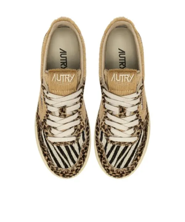 AUTRY Round-toe Low-top Sneakers