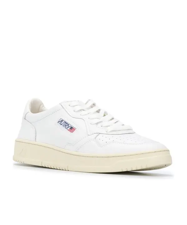 AUTRY Medalist Perforated Logo Sneakers
