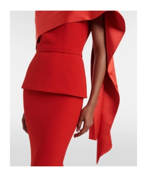 SAFIYAA LONDON Evangelina Caped Crepe Gown