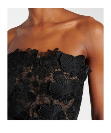 Oscar De La Renta Floral Lace Bustier Gown