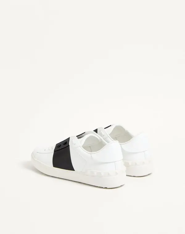 Valentino Garavani Round-toe Sneakers