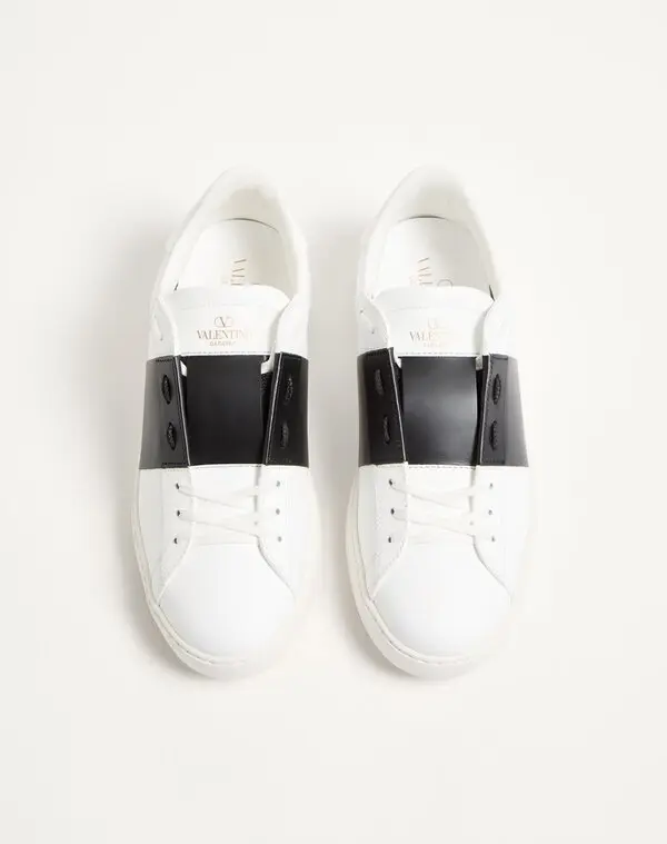 Valentino Garavani Round-toe Sneakers