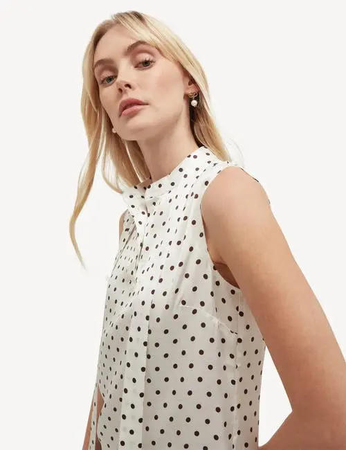 HOBBS LONDON Sleeveless Polka Dot Tie Neck Blouse