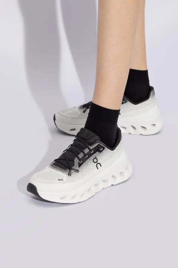 On Running Shoes 'cloudtilt