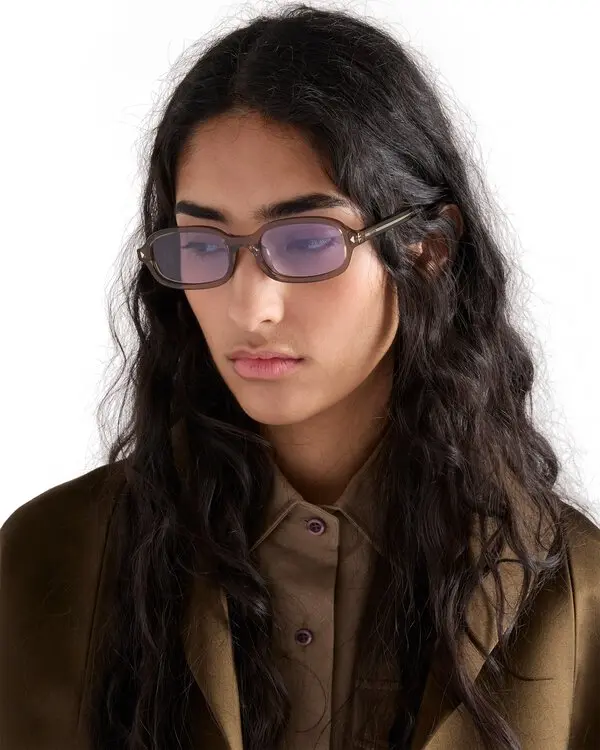 Prada Sunglasses With Iconic Metal Plaque - Lenses