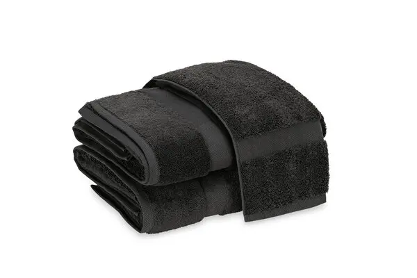 MATOUK Lotus Towel - Black