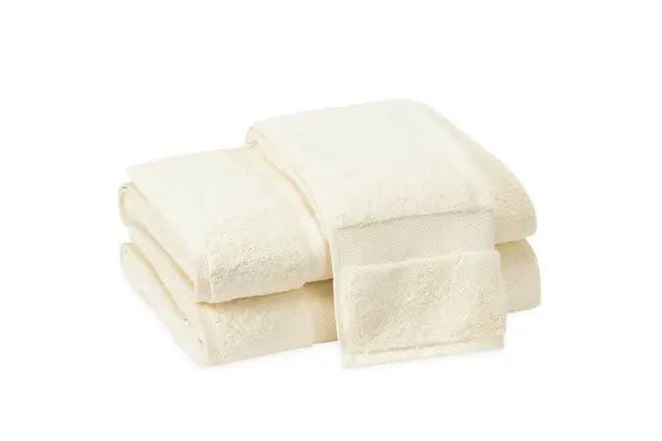 MATOUK Lotus Towel - Ivory