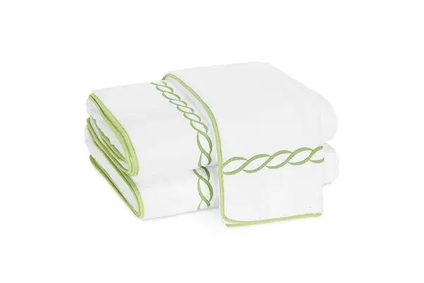 MATOUK Classic Chain Towel - Spring