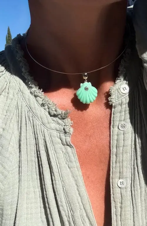 THATCH Coquille Bail Charm With