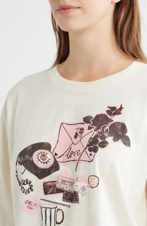 GOLDEN HOUR Love Letter Graphic Tee