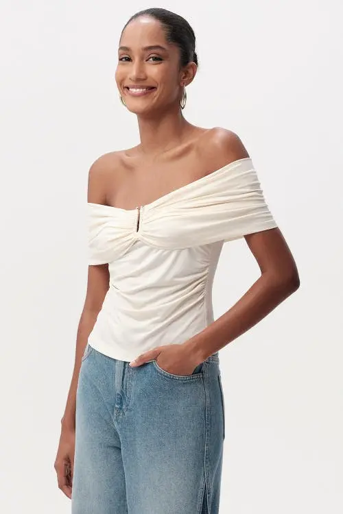 EXQUISE Artus Off Shoulder Knit Blouse With Metal Buckle - Cream