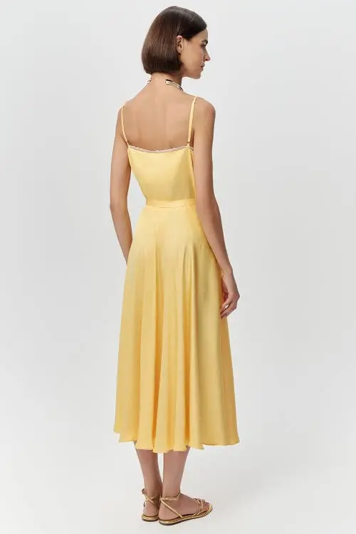 EXQUISE Aundray Fitted Concealed Zipper Flared Midi Skirt