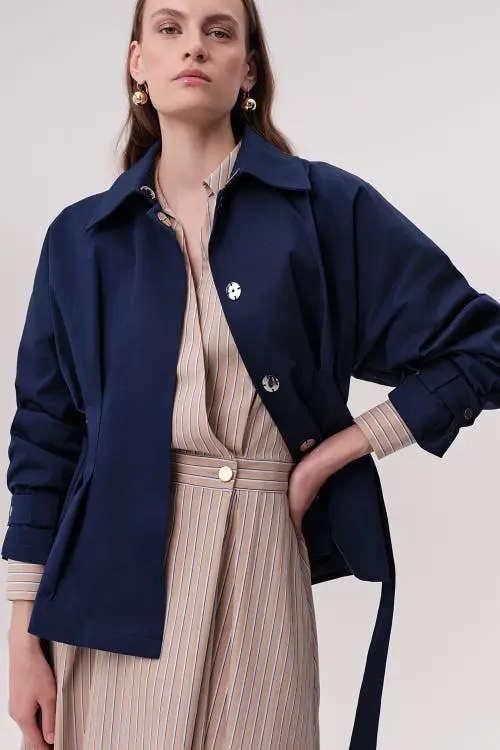 EXQUISE Notched Collar Pleated Belted Trench Coat