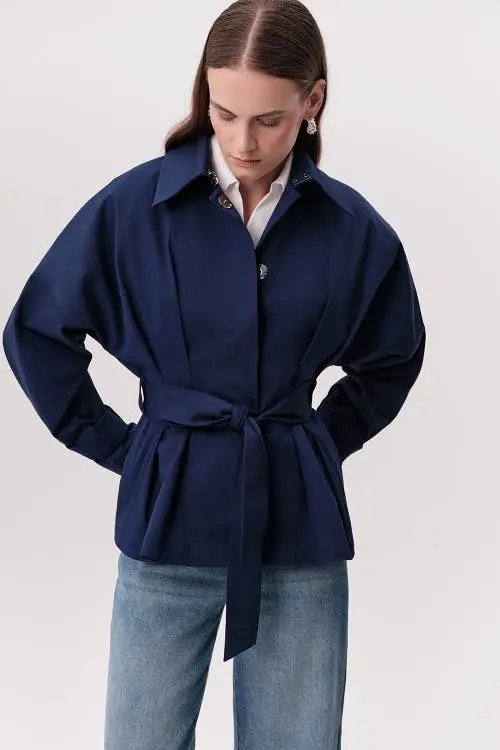 EXQUISE Notched Collar Pleated Belted Trench Coat
