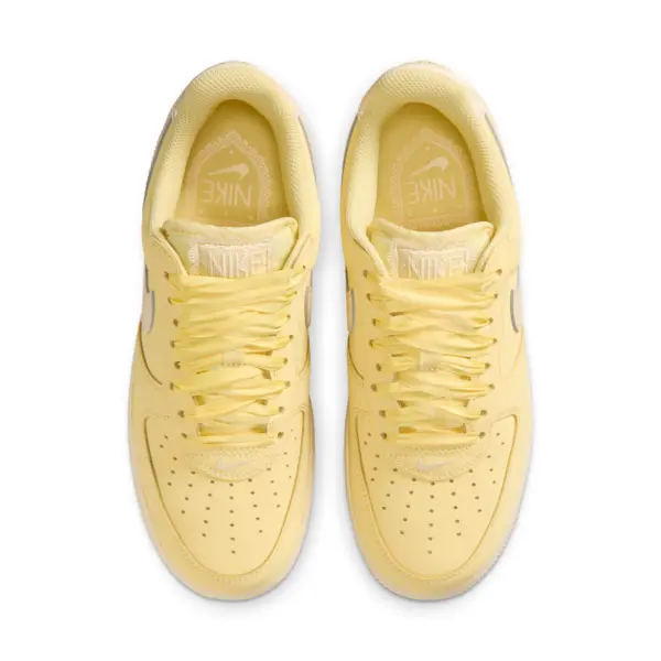 Nike Air Force 1 Retro Premium Shoes