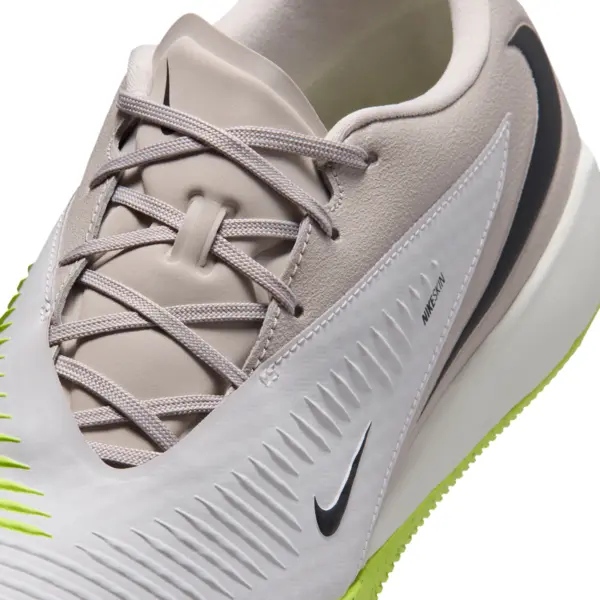 Nike Phantom Low Academy Indoor/court Soccer Shoes - Brown