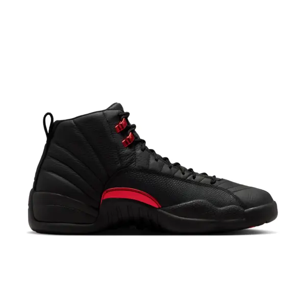 JORDAN Retro "bloodline - Black
