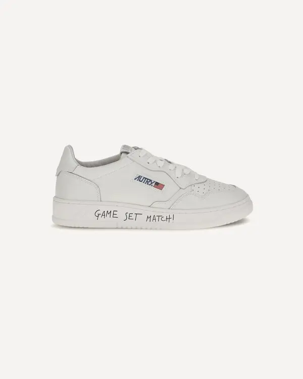 AUTRY Medalist Low Game Set Match! Sneakers