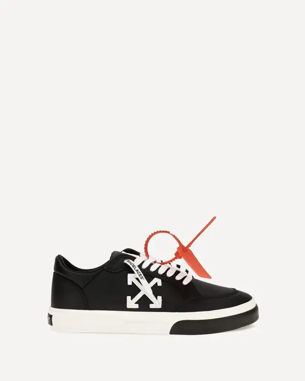 Off-White Vulcanized Low Sneakers