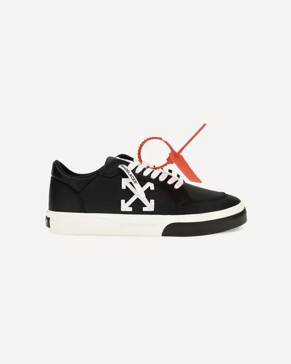 Off-White Vulcanized Low Sneakers