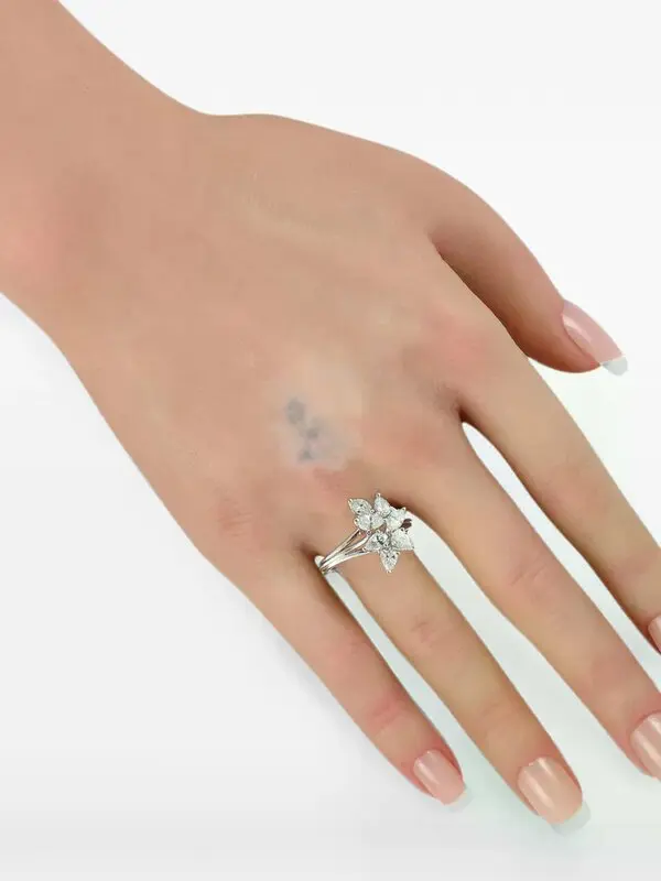 LB EXCLUSIVE Diamond Cocktail Ring - Silver