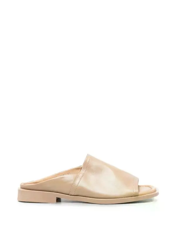 SERGIO MORETTI FIRENZE Open Toe Leather Flat Sandals - Neutrals