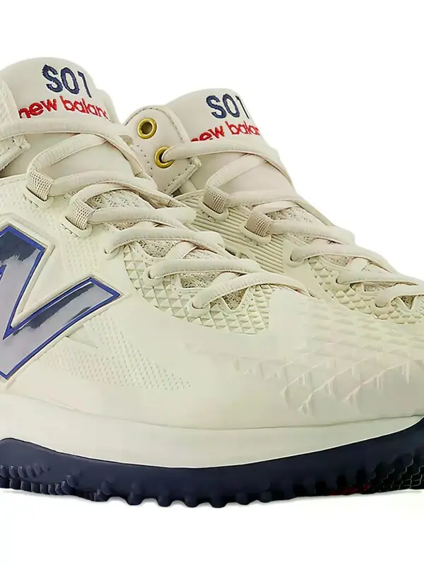 NEW BALANCE Off-white Textured Sneakers