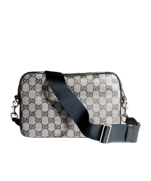Gucci Essence Classic Small Crossbody Bag