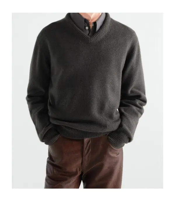LEMAIRE V-neck Sweater In Cashmere