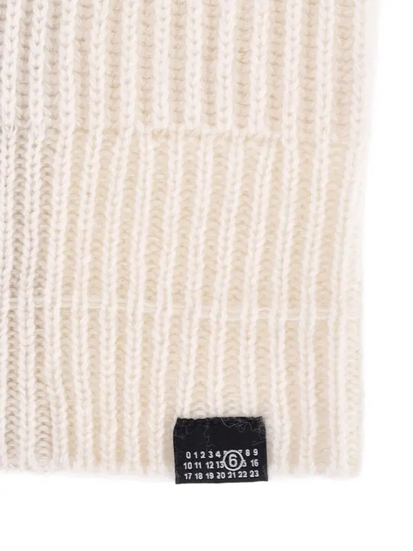 MAISON MARGIELA Knitted Zip-up Neck Warmer
