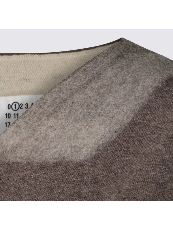MAISON MARGIELA V-neck Sleeveless Jumper - Brown