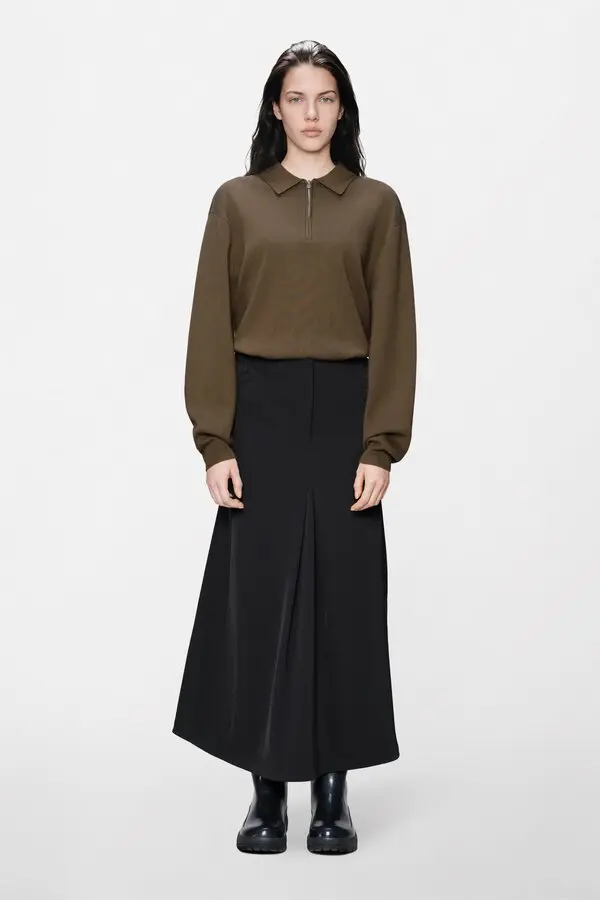 Rains Maxi Skirt In Technical Stretch Fabric - Black